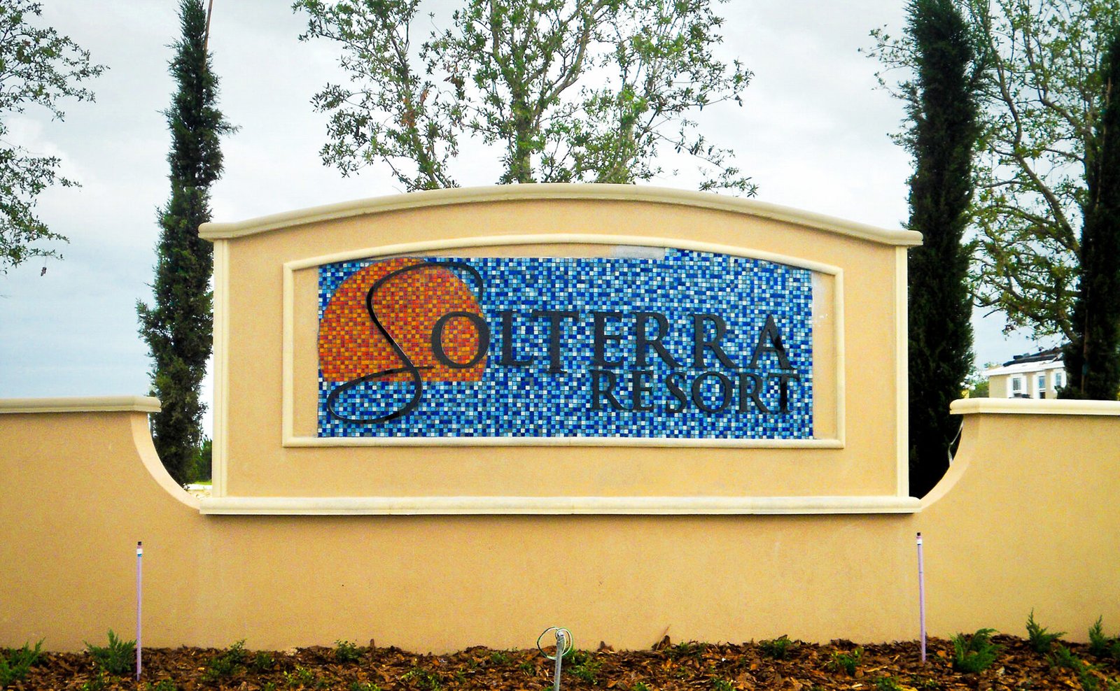 Solterra Resort – Luxor Investments